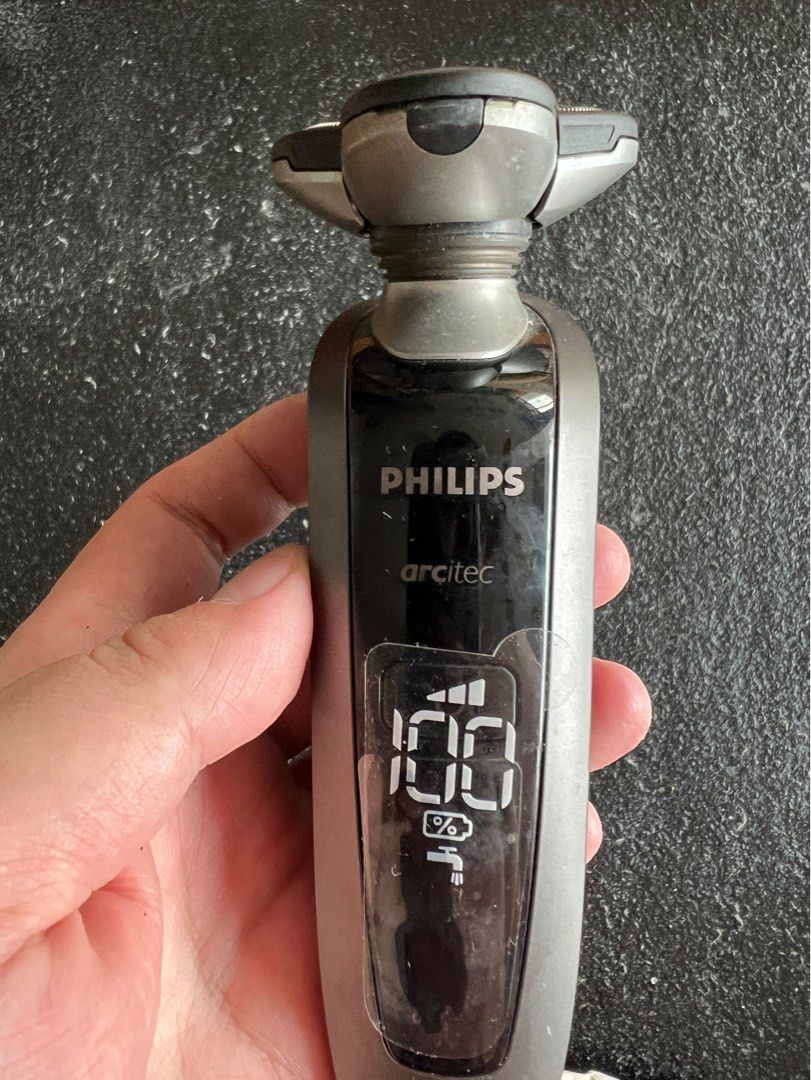 Philips Arcitec Shaver, Beauty & Personal Care, Men's Grooming on Carousell