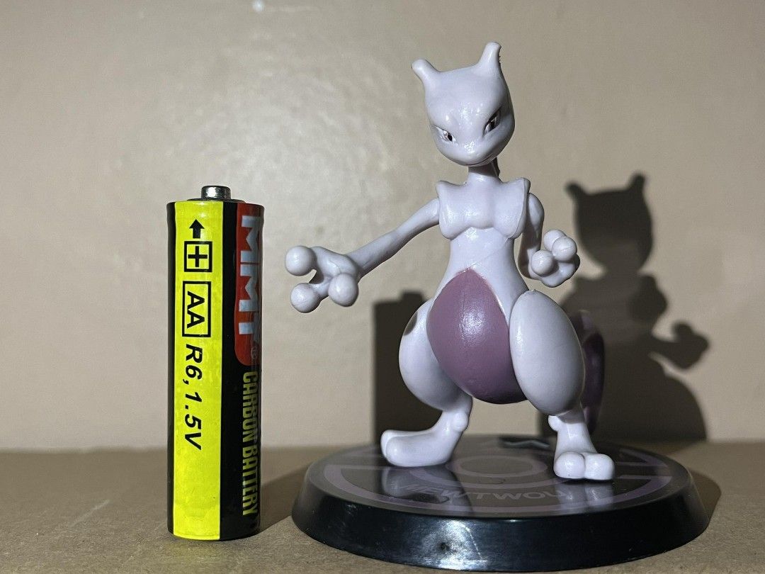 pokemon mew two figure, Hobbies & Toys, Toys & Games on Carousell