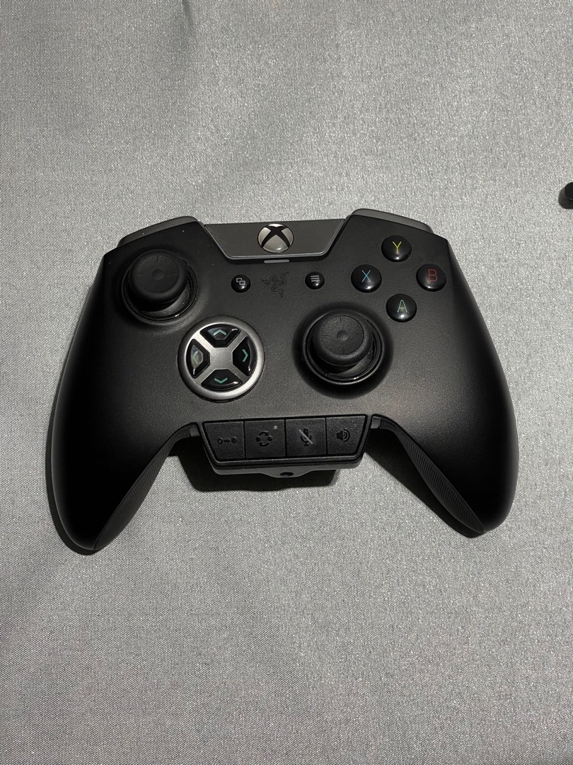 Razer Wolverine Ultimate, Video Gaming, Gaming Accessories, Controllers ...