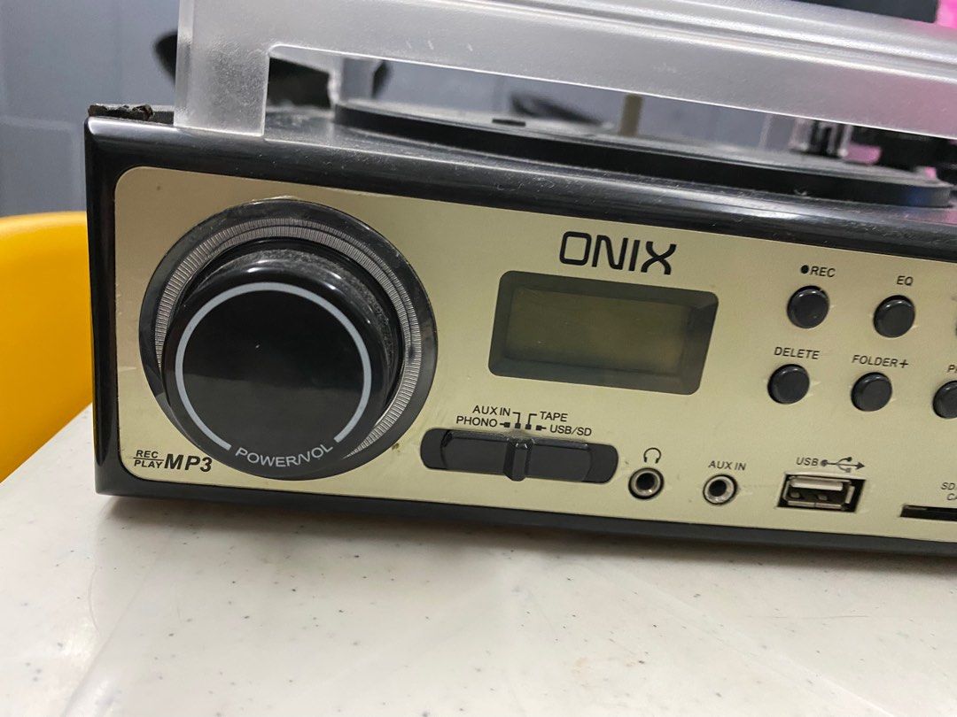 Retro Onix Turntable with Cassette, Audio, Portable Music Players on ...