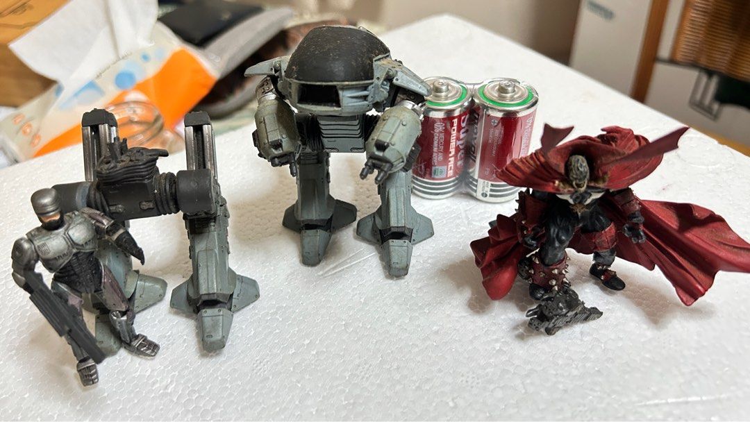 RoboCop and Spawn mini figurines, Hobbies & Toys, Toys & Games on Carousell