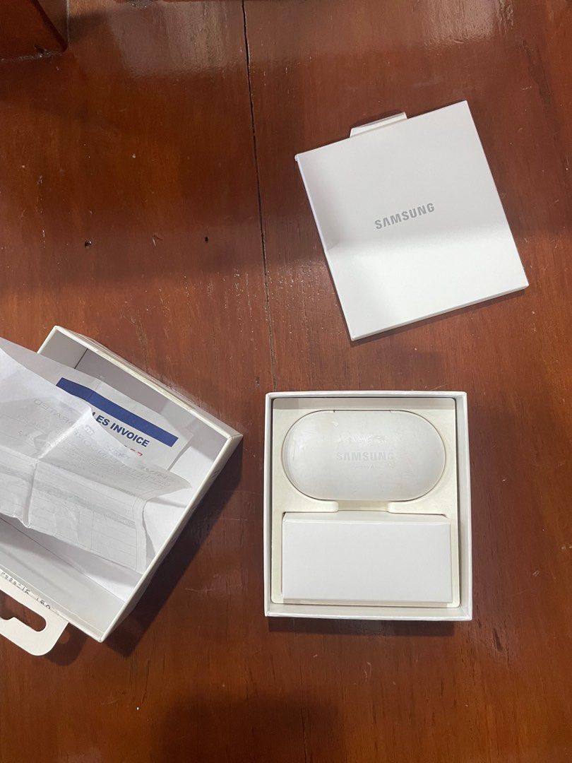 Samsung Galaxy Buds 1 (Complete with Box and EarTips), Audio, Earphones ...