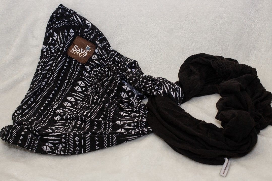 Saya Baby Carrier with Pouch, Babies & Kids, Going Out, Carriers ...