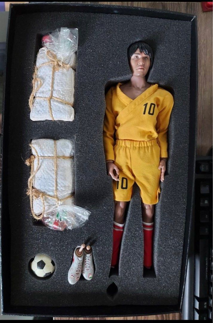 Shaolin soccer Stephen chow and ng man tat figurine, Hobbies & Toys ...