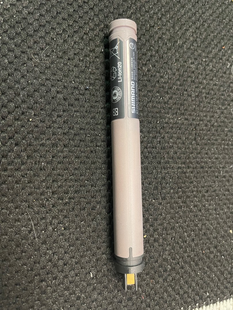 Shimano Di2 seat post battery, Sports Equipment, Bicycles & Parts ...