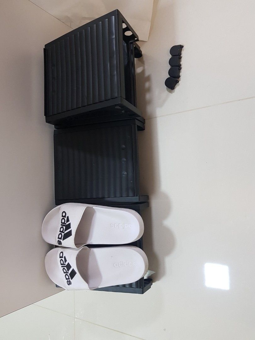 Shoe Rack 4 for $5, Men's Fashion, Footwear, Shoe inserts & accessories ...