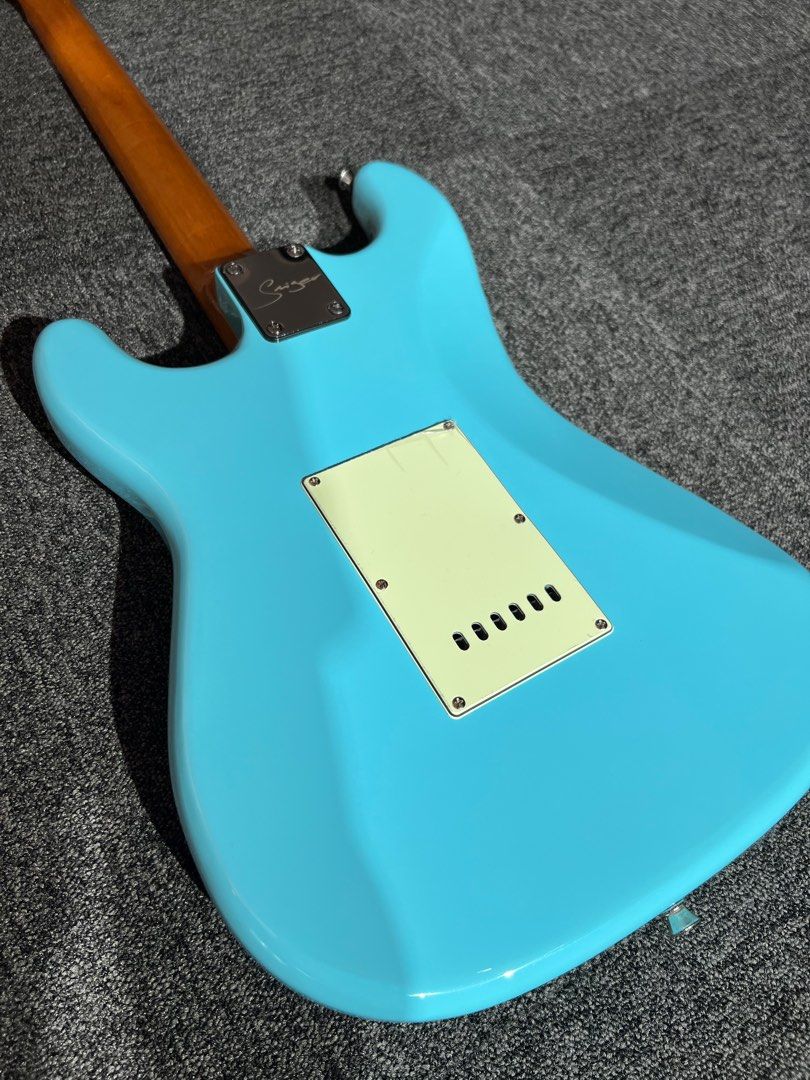 Smiger L-G2-Pro Electric Guitar (Daphne Blue Color), Hobbies & Toys ...
