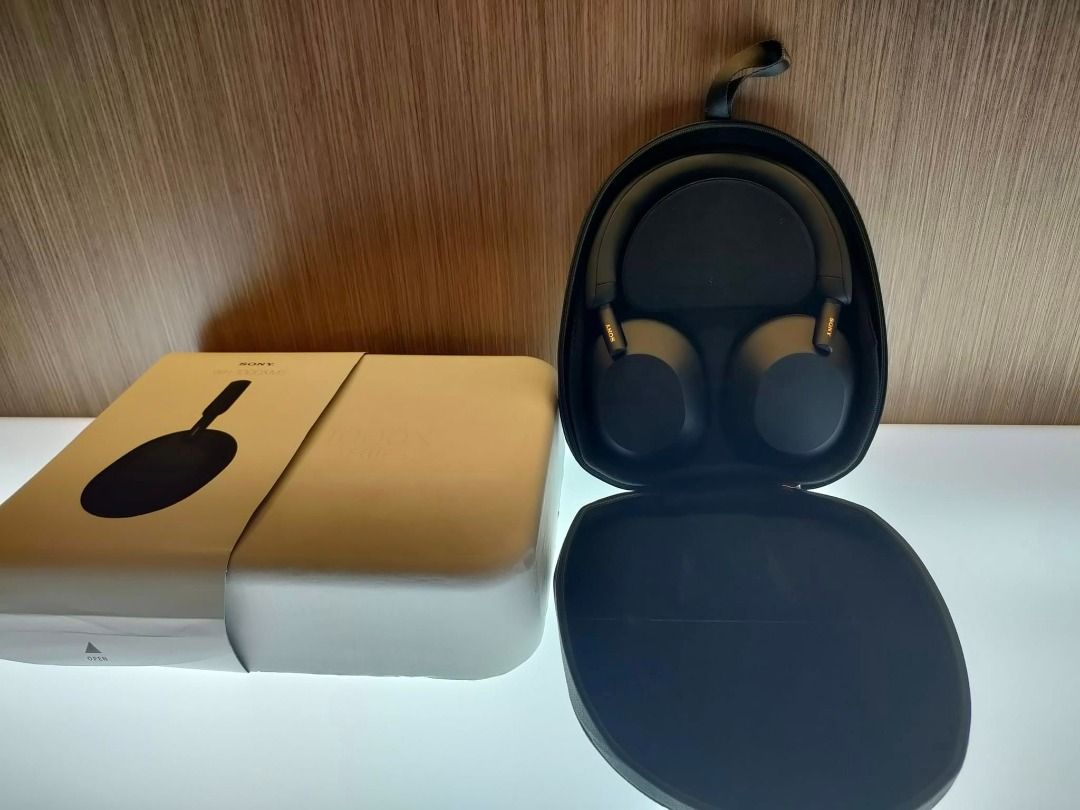 Sony WH-1000XM 5 headphones, Audio, Headphones & Headsets on Carousell