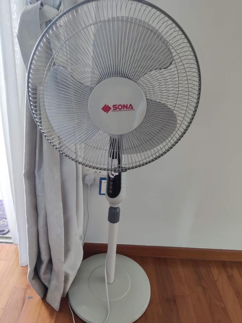 Sona Stand Fan, Furniture & Home Living, Lighting & Fans, Fans on Carousell