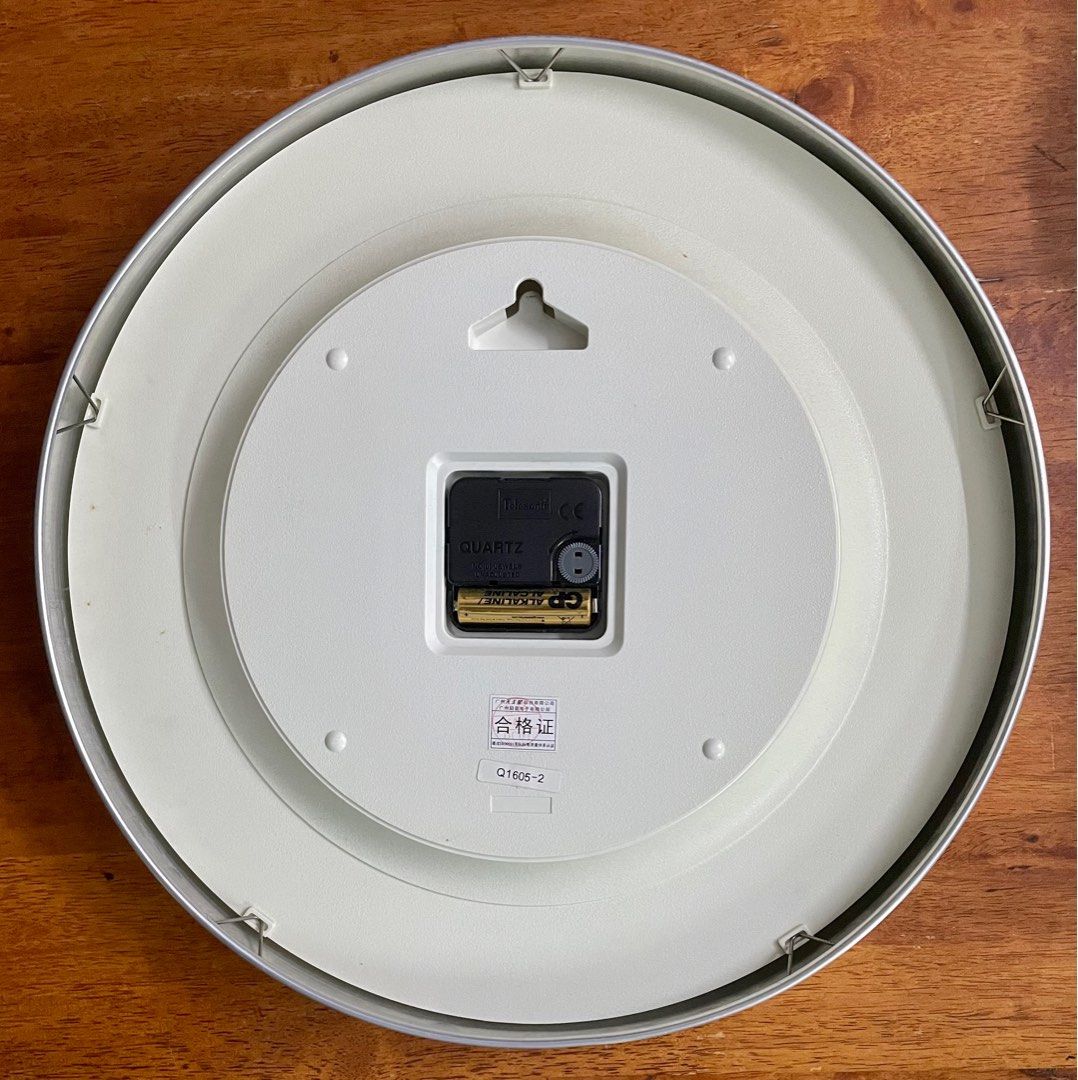 Telesonic World Wall Quartz Clock Size: 36cm, Furniture & Home Living ...