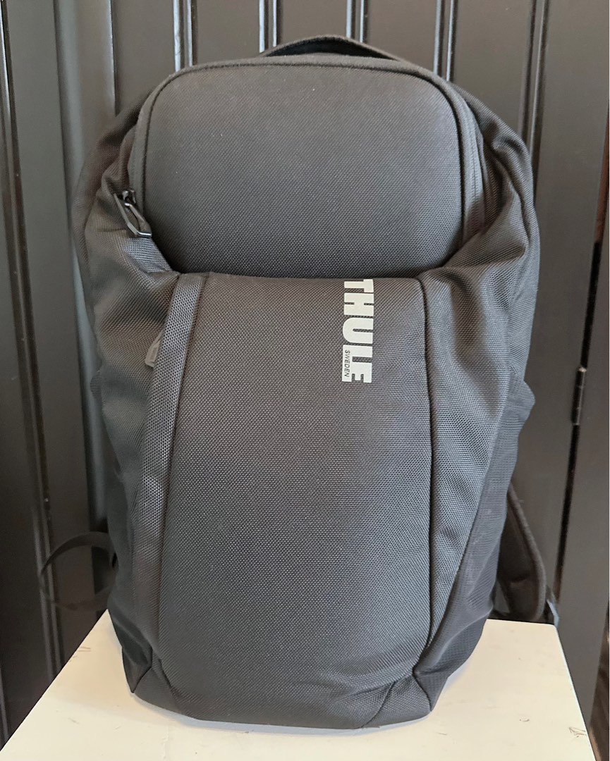 Thule backpack, Men's Fashion, Bags, Backpacks on Carousell