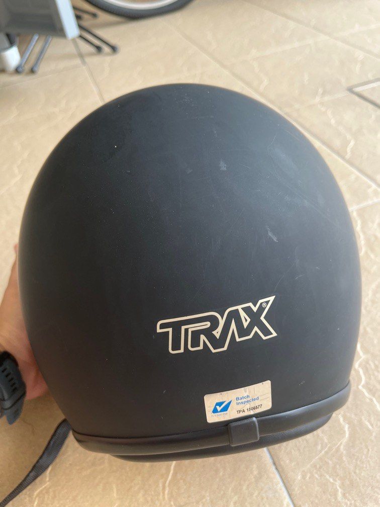 Trax T827 Helmet, Motorcycles, Motorcycle Accessories on Carousell