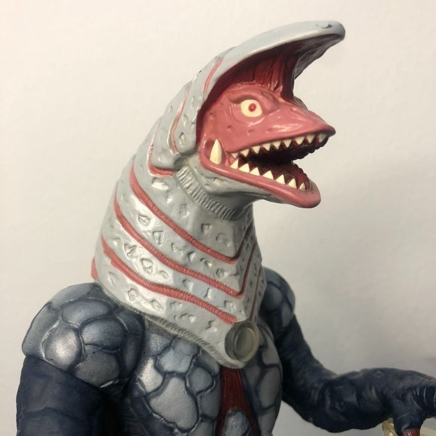 Ultraman Tiga VS Kaiju Golza, Hobbies & Toys, Toys & Games on Carousell