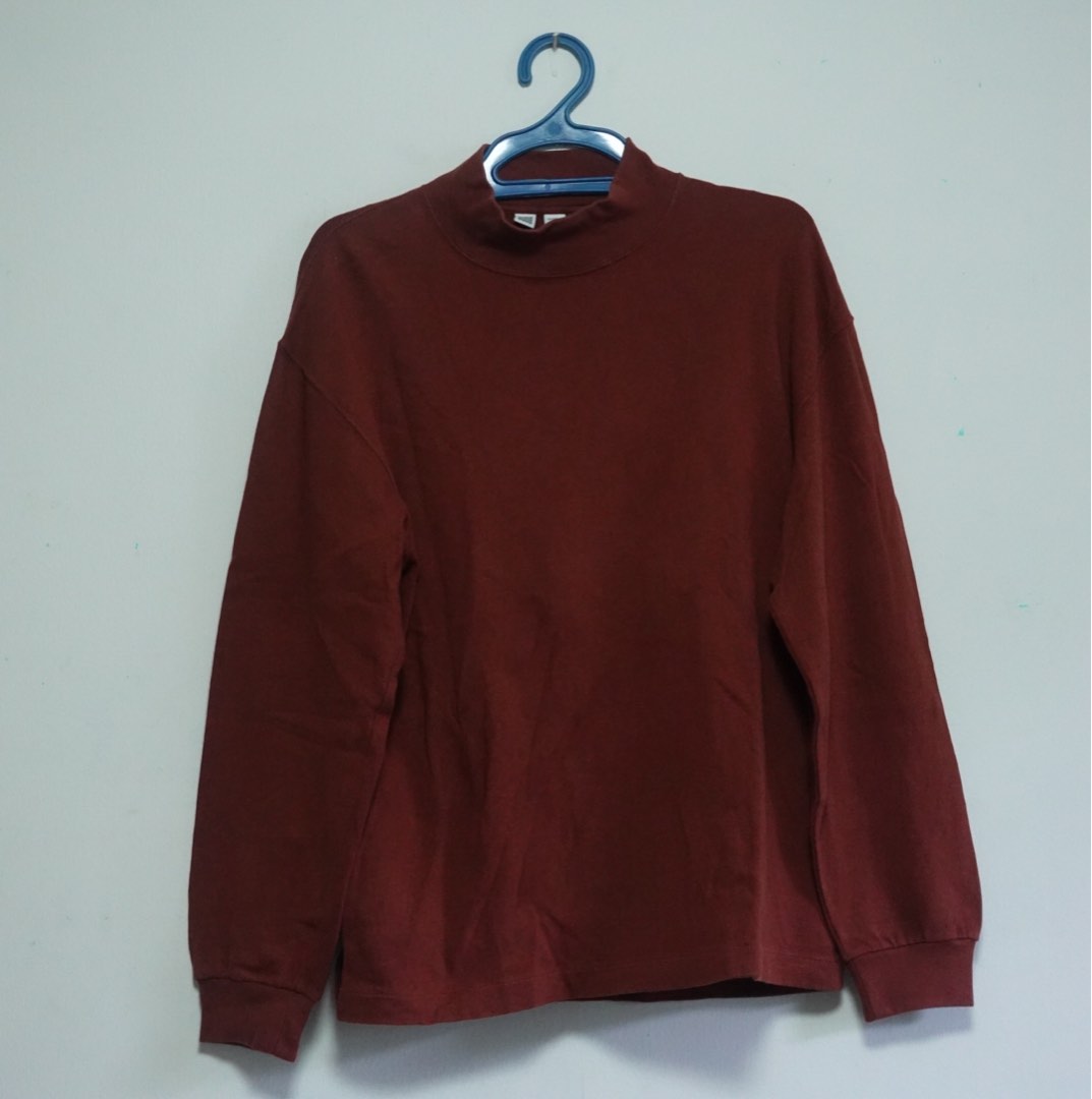 UNIQLO U Mock Neck Sweater, Men's Fashion, Coats, Jackets and Outerwear ...