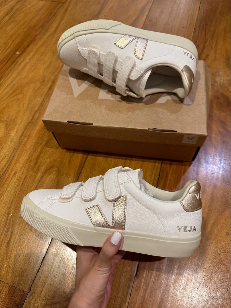 Veja Recife White Platine US 9 WMS, Women's Fashion, Footwear, Sneakers ...