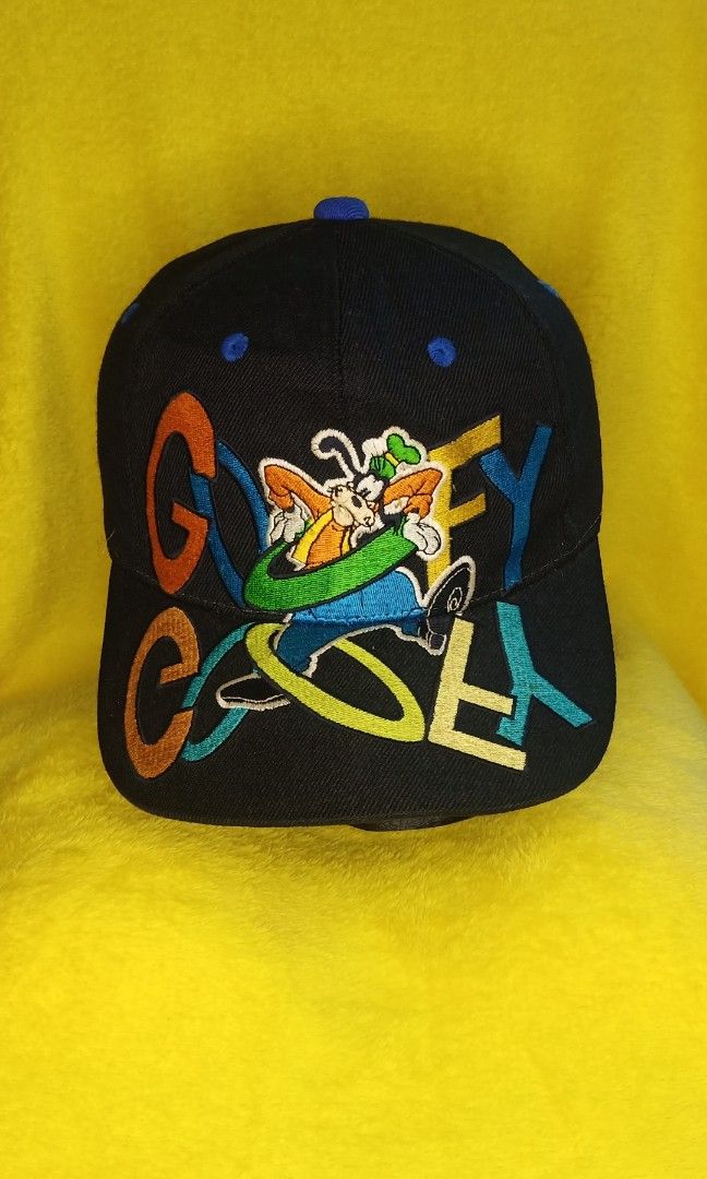 Vintage goofy cap, Men's Fashion, Watches & Accessories, Caps & Hats on ...