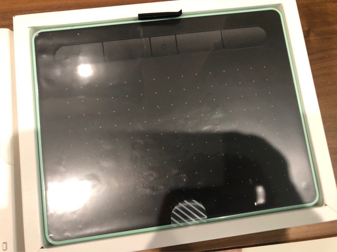 Wacom Intuos bluetooth writing pad, Computers & Tech, Parts ...