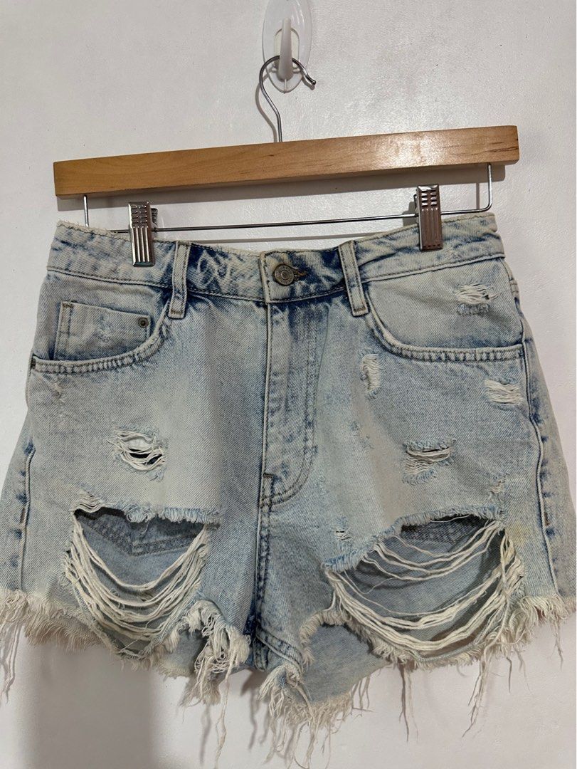 ZARA Beach Ripped Short, Women's Fashion, Bottoms, Shorts on Carousell