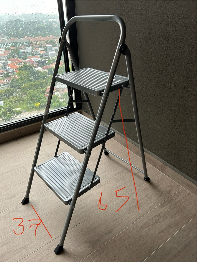 3 steps ladder, Furniture & Home Living, Home Improvement ...