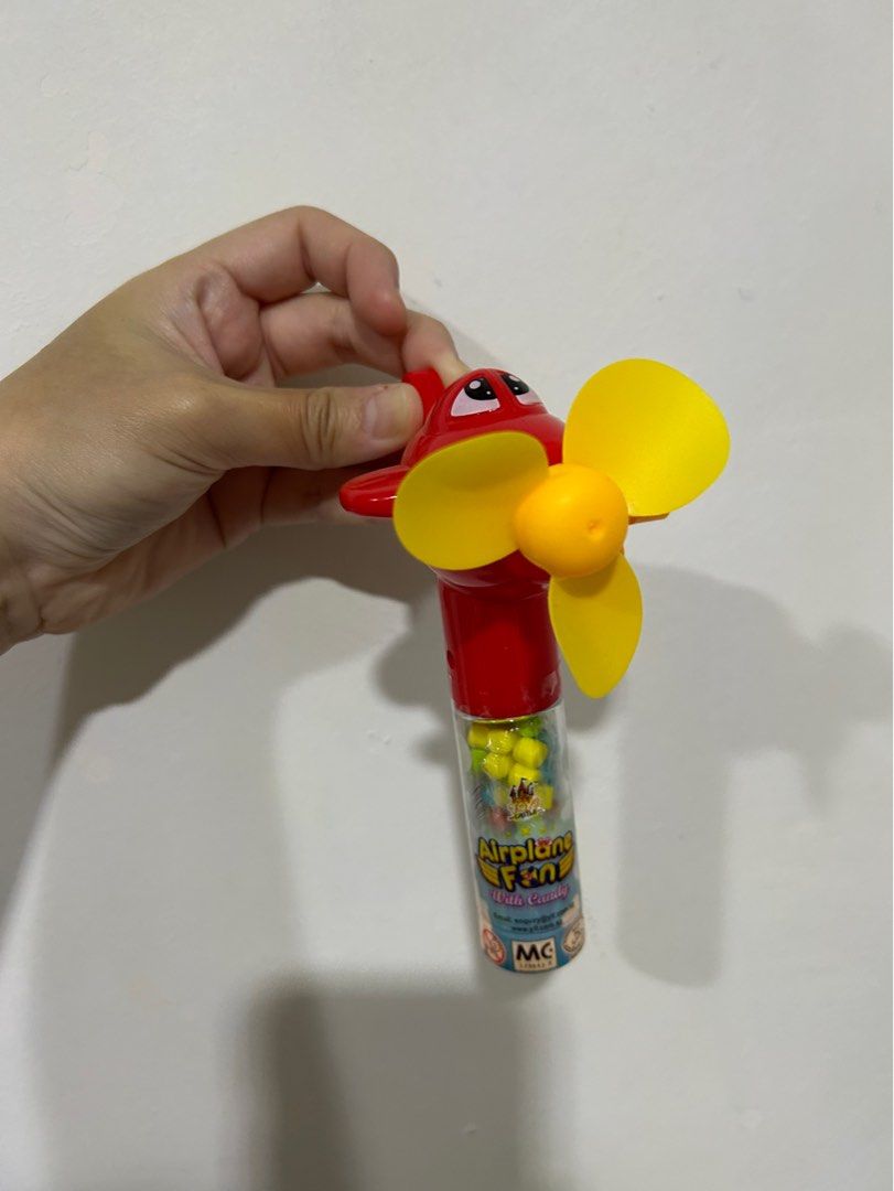 Airplane sweet candies hand fan, Food & Drinks, Other Food & Drinks on ...