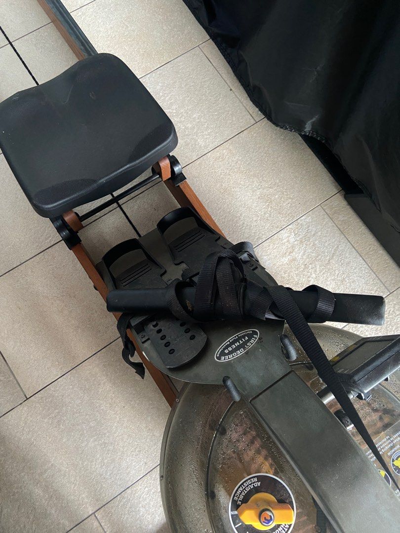 Apollo Pro Hydro Rowing Machine, Sports Equipment, Exercise & Fitness ...