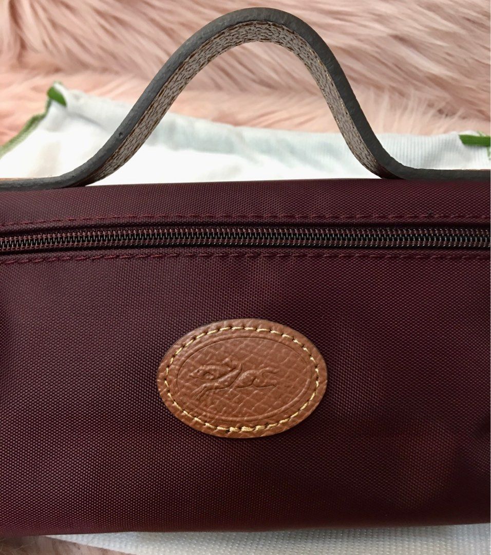 Authentic Longchamp Maroon Travel Pouch, Women's Fashion, Bags ...