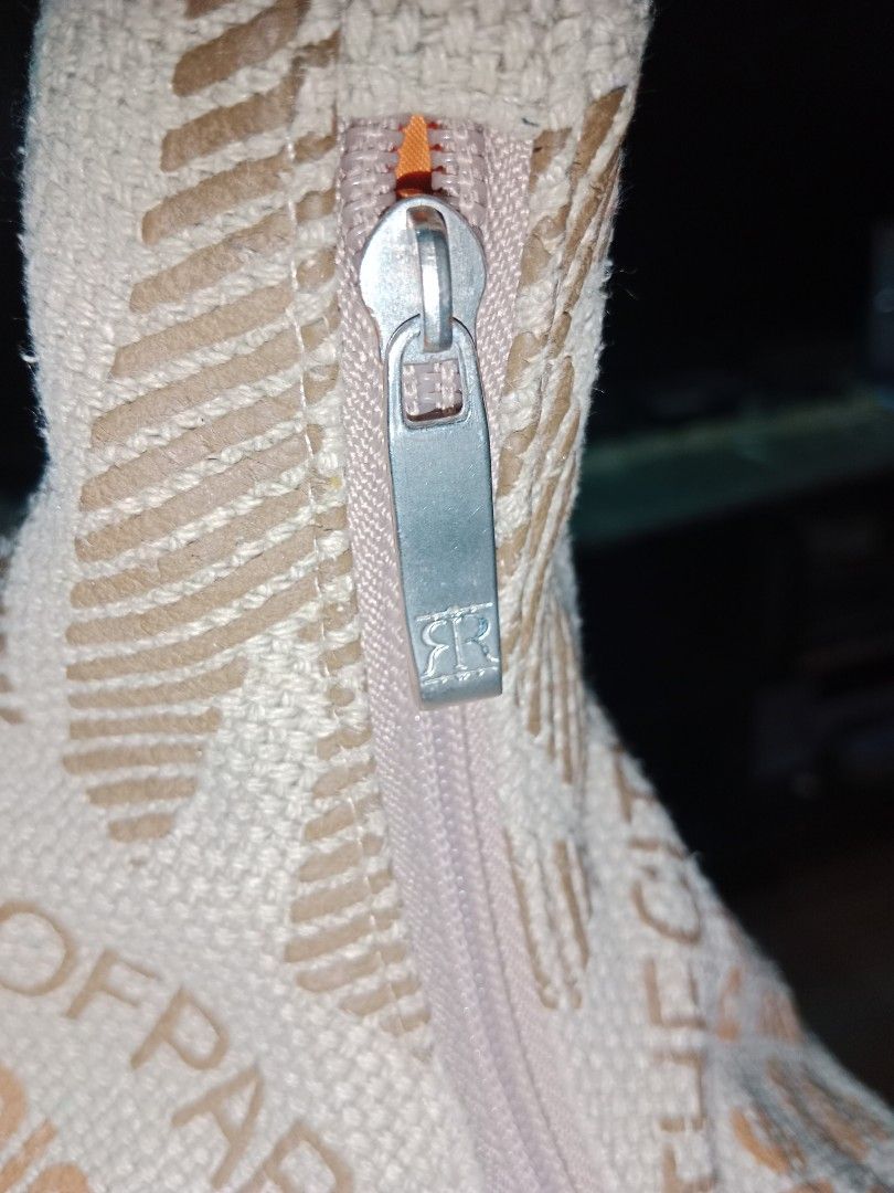 Authentic ROBIN RUTH Paris Hobo City Bag / Tote Bag, Women's Fashion ...