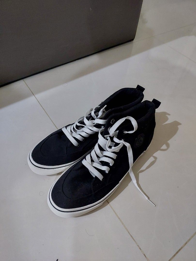 Black Sneakers High Cut Shoes, Men's Fashion, Footwear, Sneakers on ...