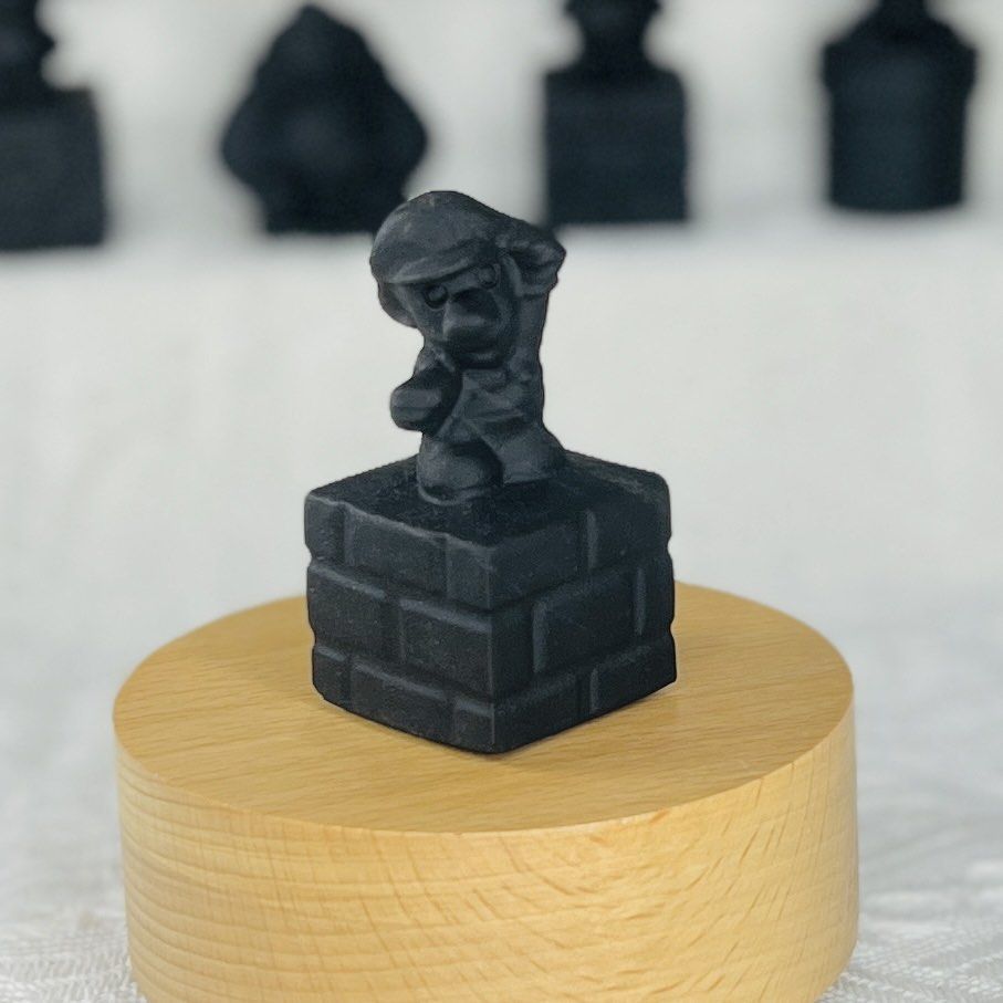 BN Black Obsidian Super Mario Crystal Figurines, Women's Fashion ...