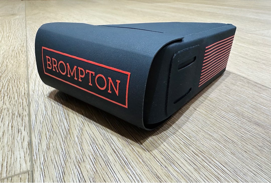 Brompton Chpt3 V4 Triangle Pouch | Bag, Sports Equipment, Bicycles ...
