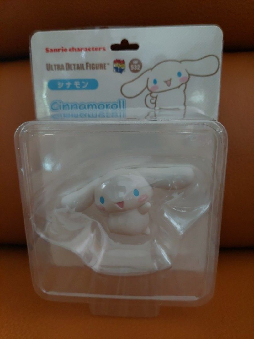 Cinnamon roll figurine, Hobbies & Toys, Memorabilia & Collectibles, Fan ...