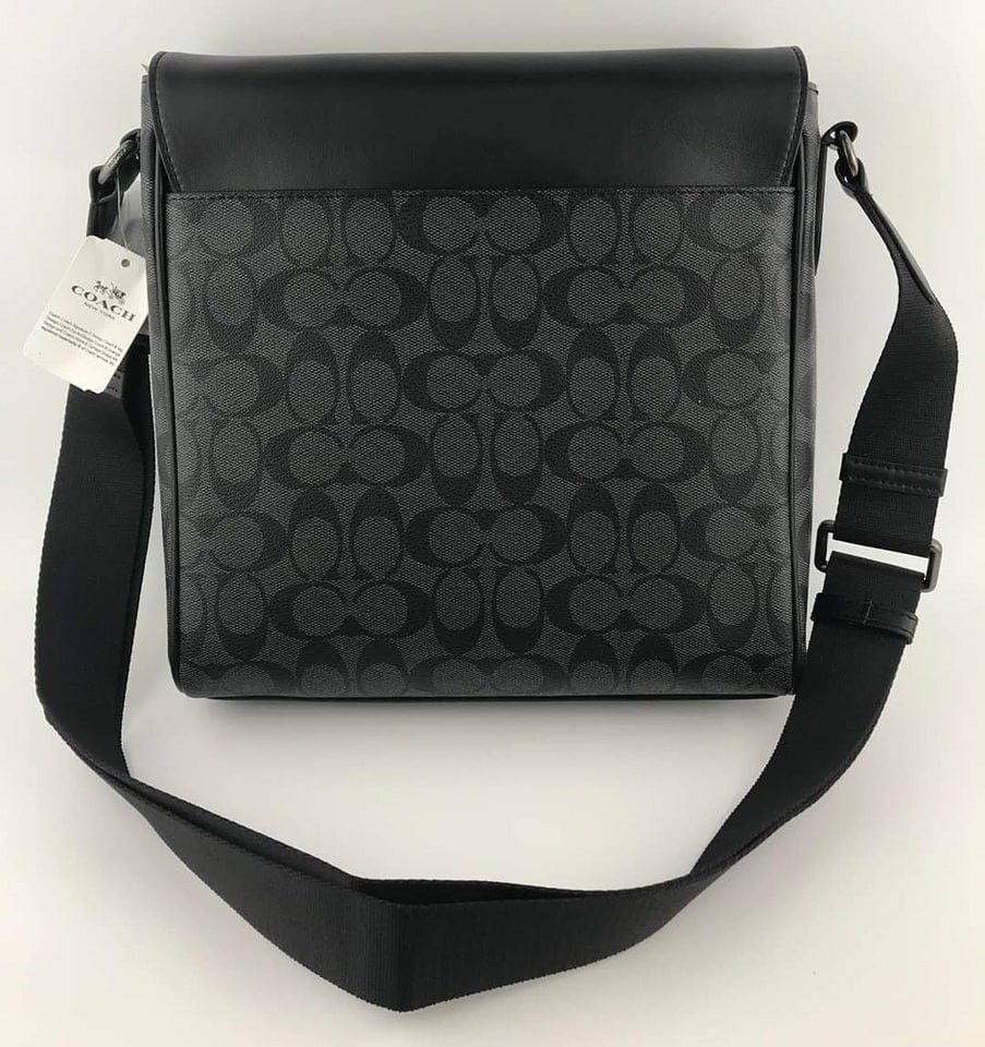 Coach Houston Map Bag In Signature Canvas, Men's Fashion, Bags, Sling ...