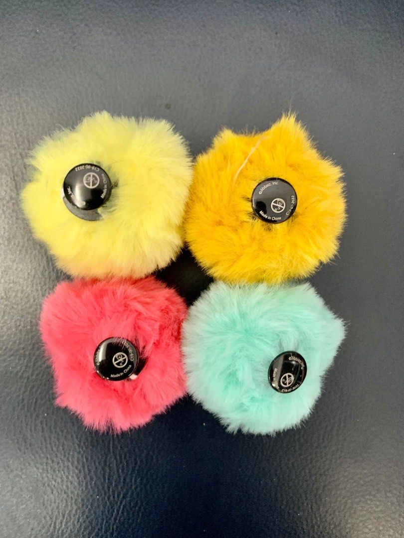 Crocs Jibbitz Furry, Men's Fashion, Footwear, Shoe inserts ...