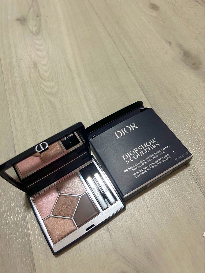 Dior eyeshadow palette, Beauty & Personal Care, Face, Makeup on Carousell
