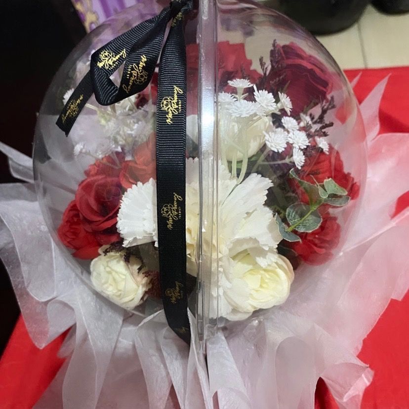 Flower Bloom Box - Bucket bunga balon, Fesyen Wanita, Perhiasan di ...