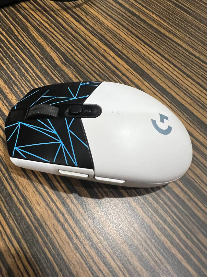 Logitech G304 KDA Edition, Computers & Tech, Parts & Accessories, Mouse ...