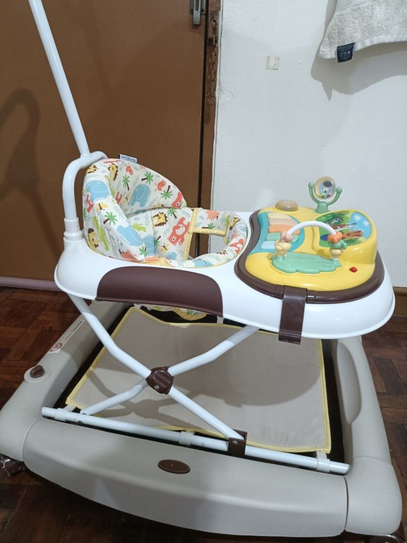 Giant Carrier Baby Walker, Babies & Kids, Infant Playtime on Carousell