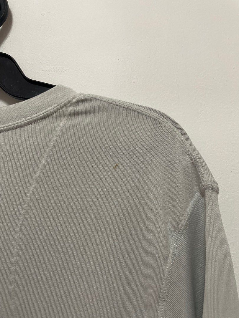Gray Champion Dri-fit, Men's Fashion, Activewear on Carousell