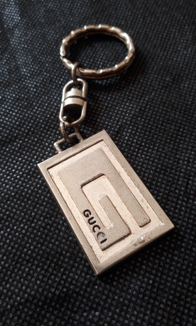 GUCCI KeyChain, Antik, Lainnya di Carousell