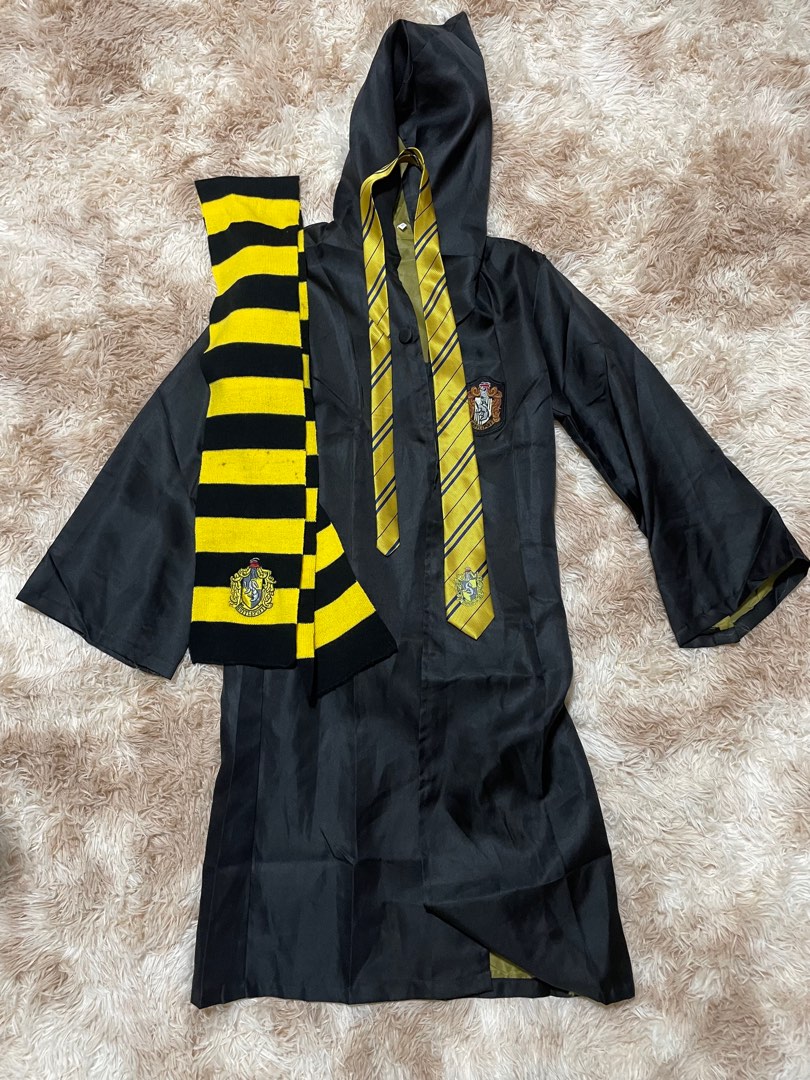 Halloween Harry Potter Hufflepuff Cloak/Robe, Men's Fashion, Coats ...