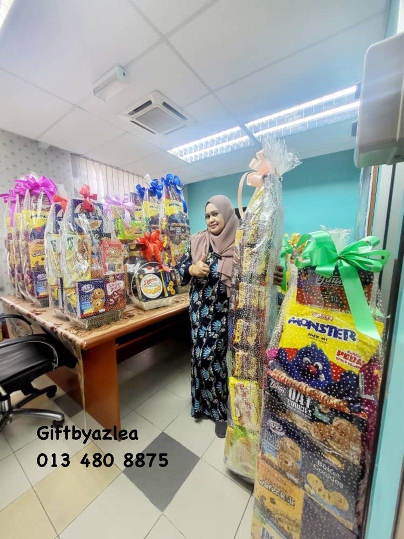 Hamper makanan dan minuman size besar dan tinggi, Food & Drinks, Gift ...