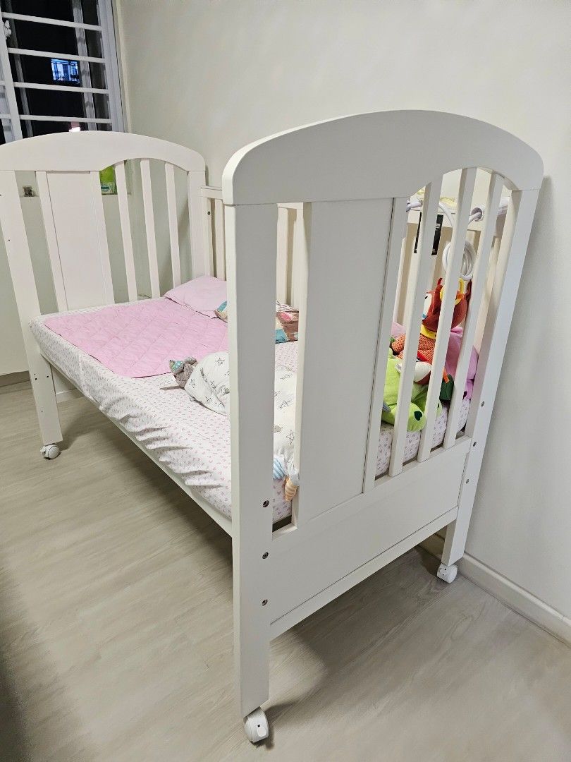 Happy Cot Happy Dream 4-in-1 Convertible Baby Cot, Babies & Kids, Baby ...