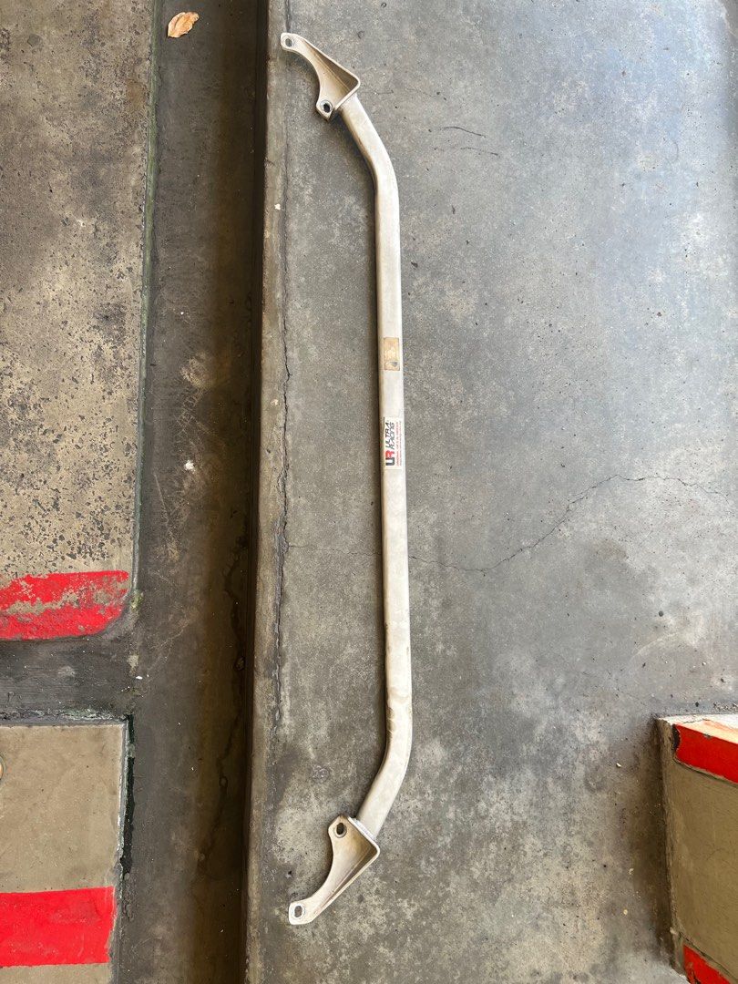 Honda Stream RN6 Front Strut Bar, Car Accessories, Accessories on Carousell
