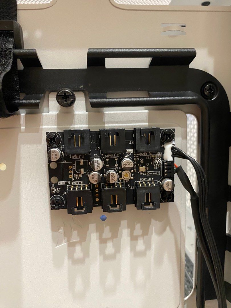 iCUE Lighting Node CORE Digital Fan RGB ARGB Lighting Controller ...