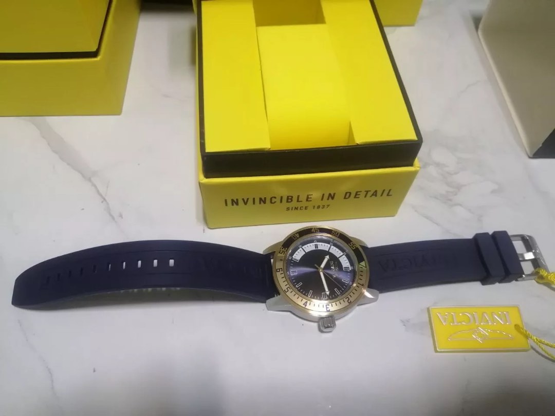 Invicta 12847, Men's Fashion, Watches & Accessories, Watches on Carousell