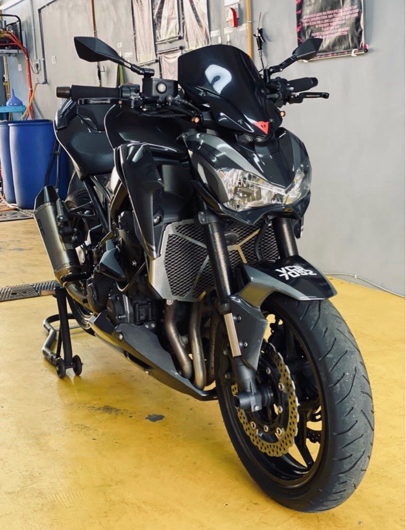 KAWASAKI Z900, Motorbikes on Carousell