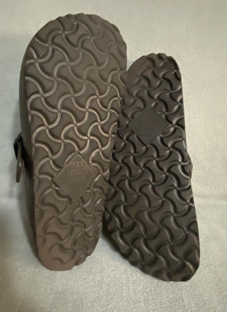 Leaveland slip on, Women's Fashion, Footwear, Shoe inserts on Carousell