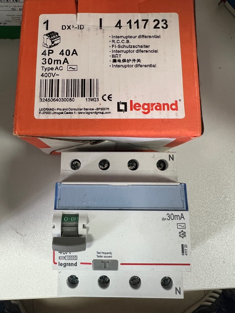 LEGRAND 4P 40A RCCB RCBO RCD, 家庭電器, 轉插器及插頭 - Carousell