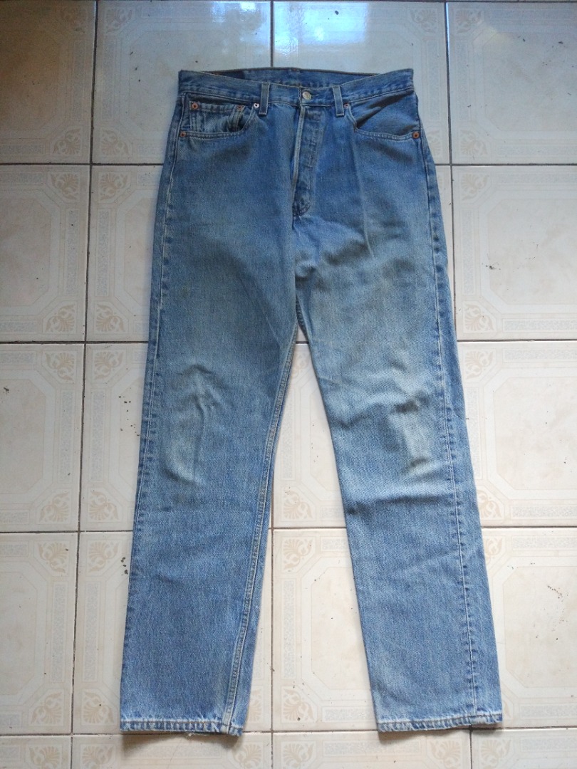 Levis 501 USA 30.5 actual, Men's Fashion, Bottoms, Jeans on Carousell