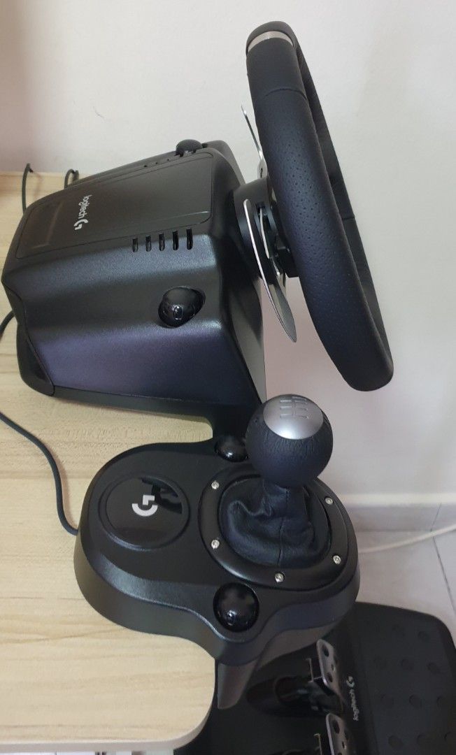 Logitech G920 Driving Force Racing Wheel, Floor Pedals and Shifter ...